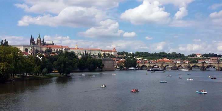 Die goldene Stadt Prag: Kultur, leckeres Essen und Party pur